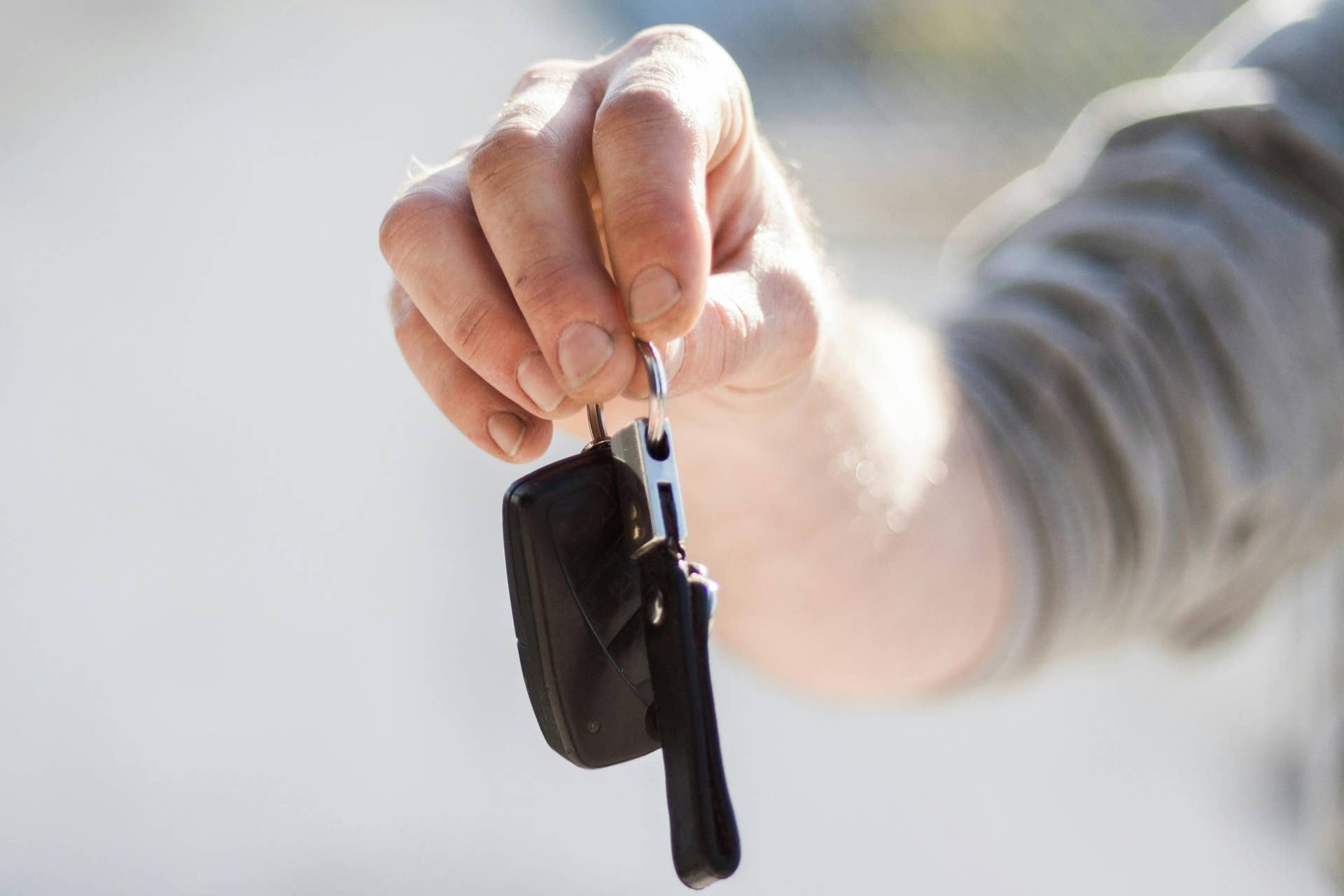 Sell a Car Without a Title? What the Law Says in Your State - AxleAddict