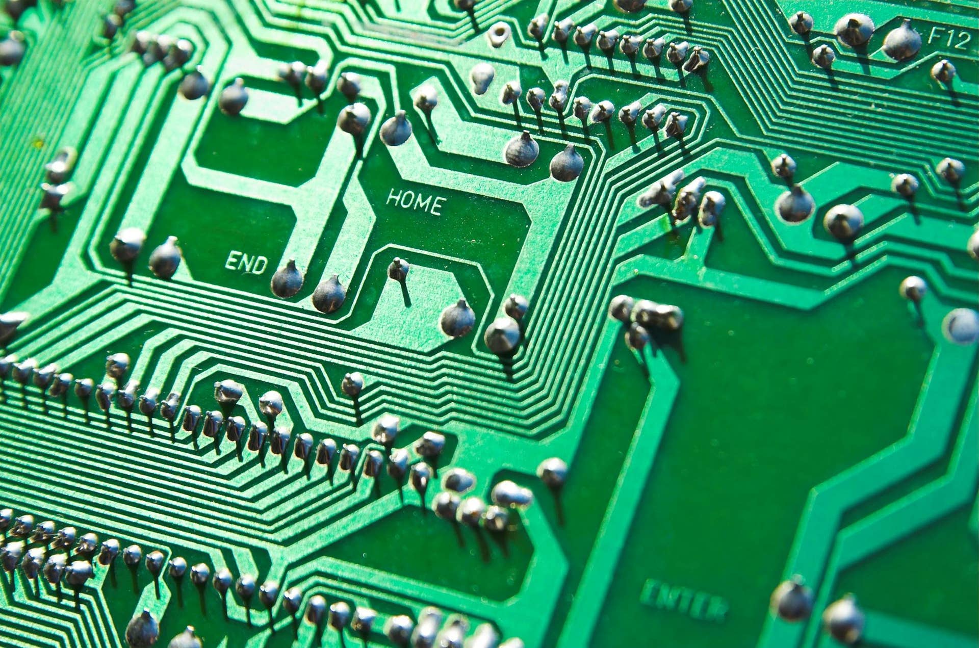 U3000 Code Explained: Control Module Failure Symptoms & Fixes - AxleAddict