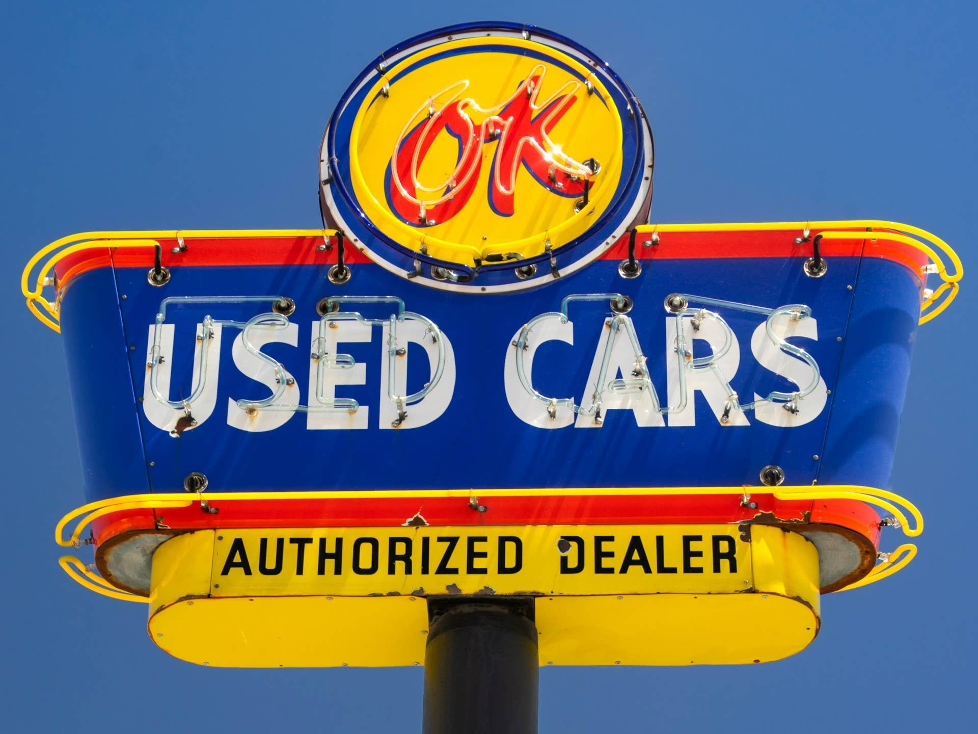 How Much Will Dealers Negotiate on a Used Car? - AxleAddict