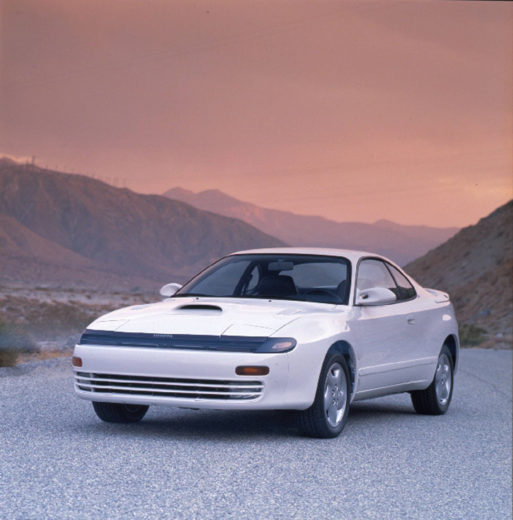 Toyota Colors: Best Toyota Colors From Heritage Reds to Modern Icons ...
