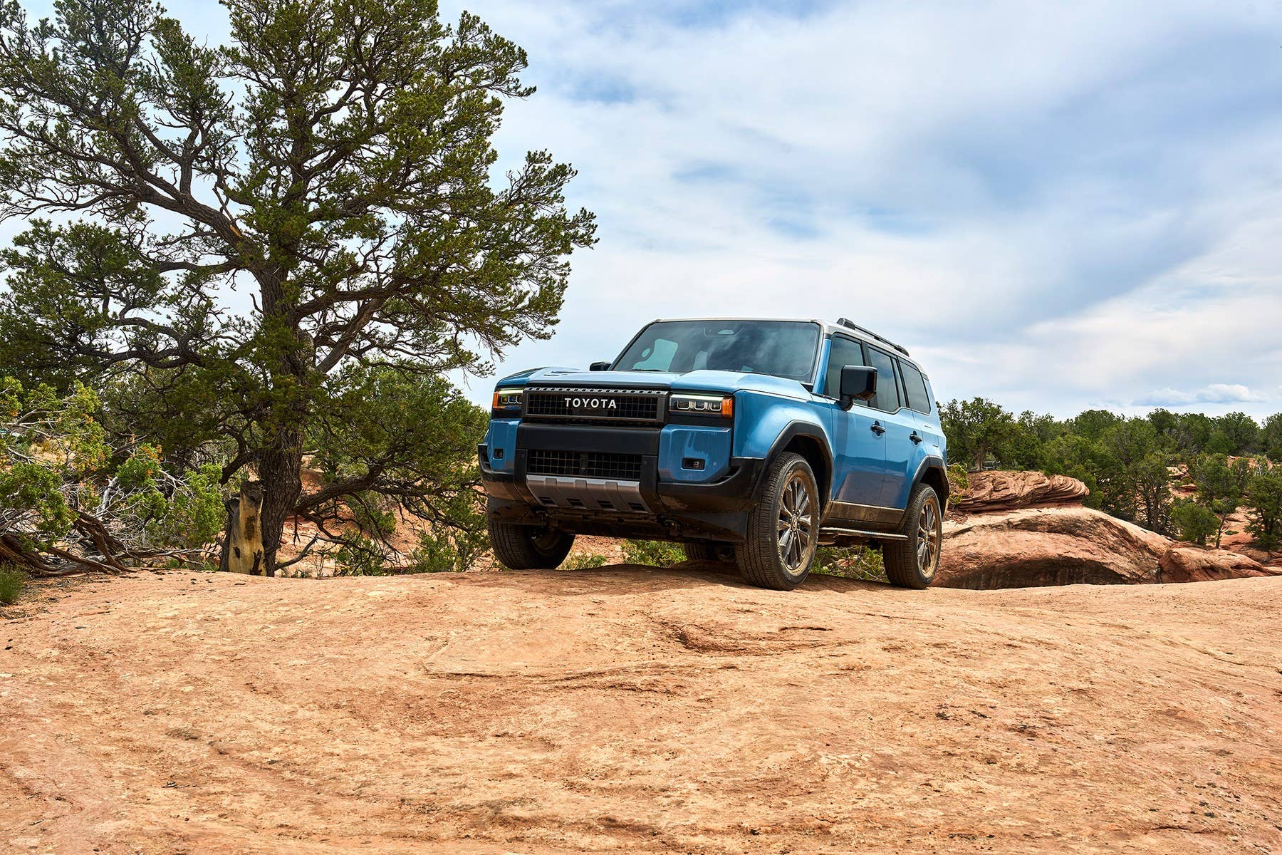 Toyota Colors: Best Toyota Colors From Heritage Reds to Modern Icons ...