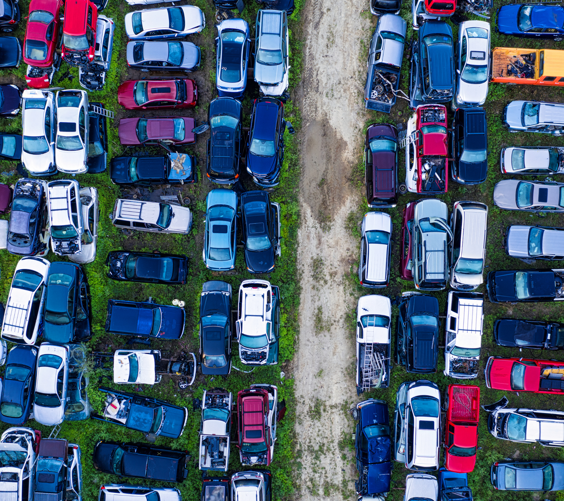 More Gen Z Drivers Are Hearing “Denied” From Loan Officers - AxleAddict