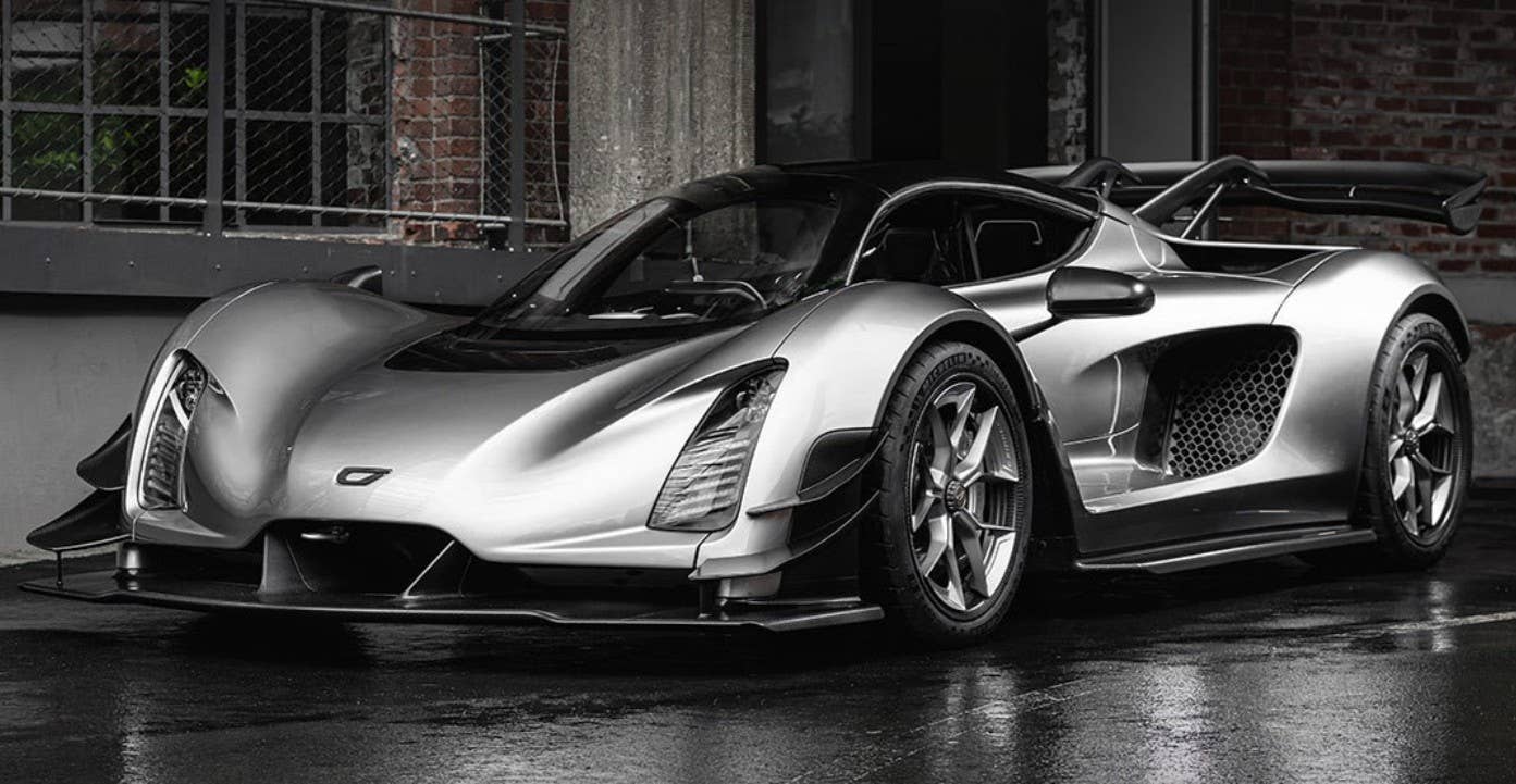 The Most High-Tech Cars of 2025: EVs, Hybrids, and AI Tech - AxleAddict