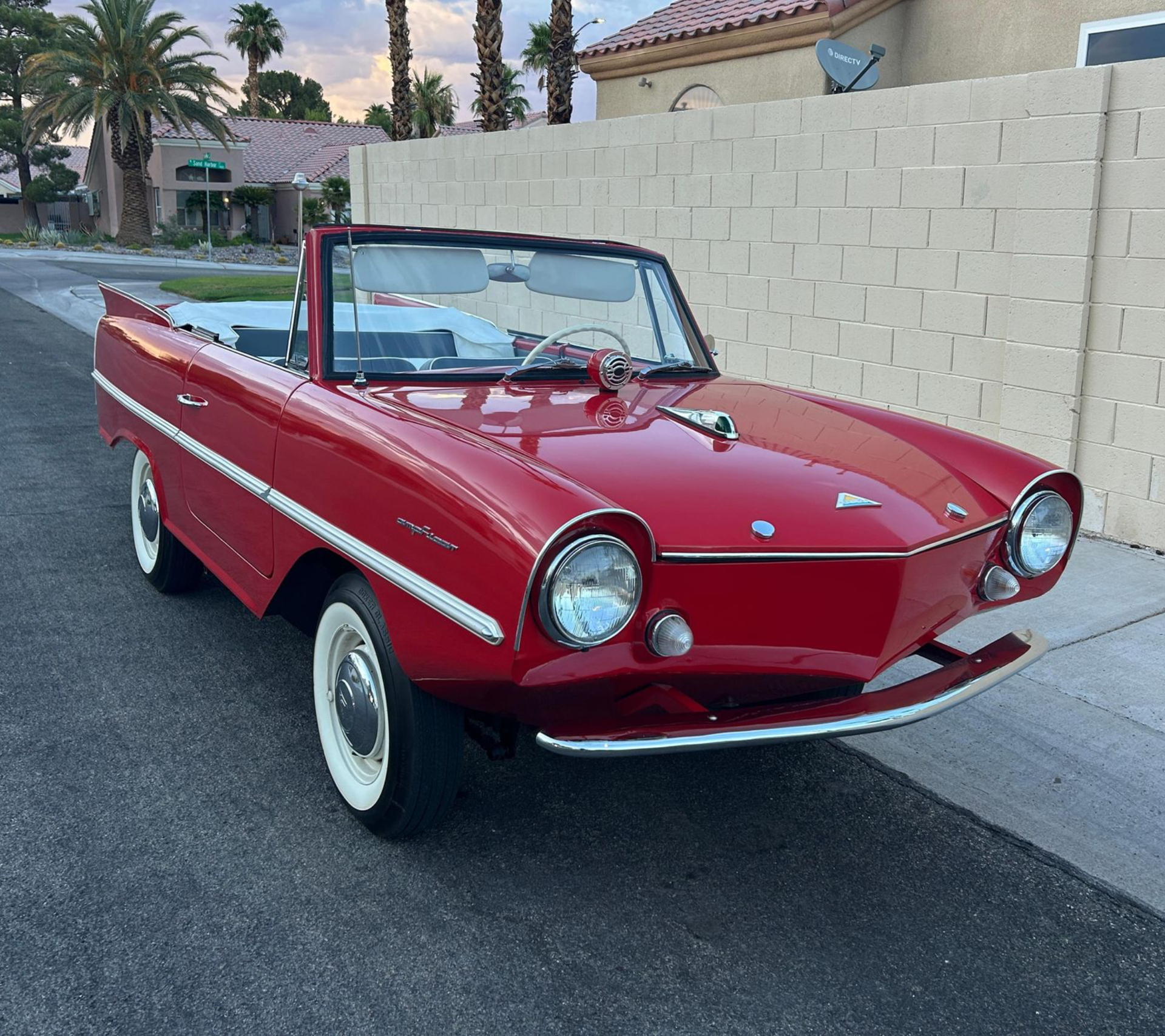 1966 Amphicar Model 770 Is A 43-HP RWD Car That Doubles As A Boat ...