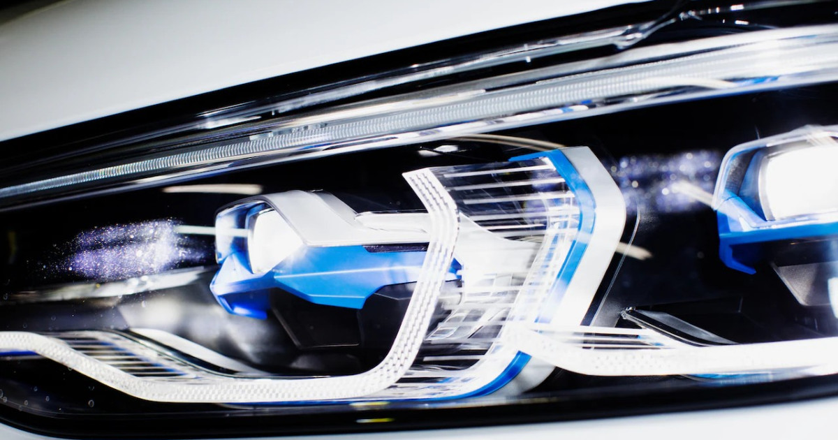 Car Lights’ Names with Pictures: Types and How They Work - AxleAddict