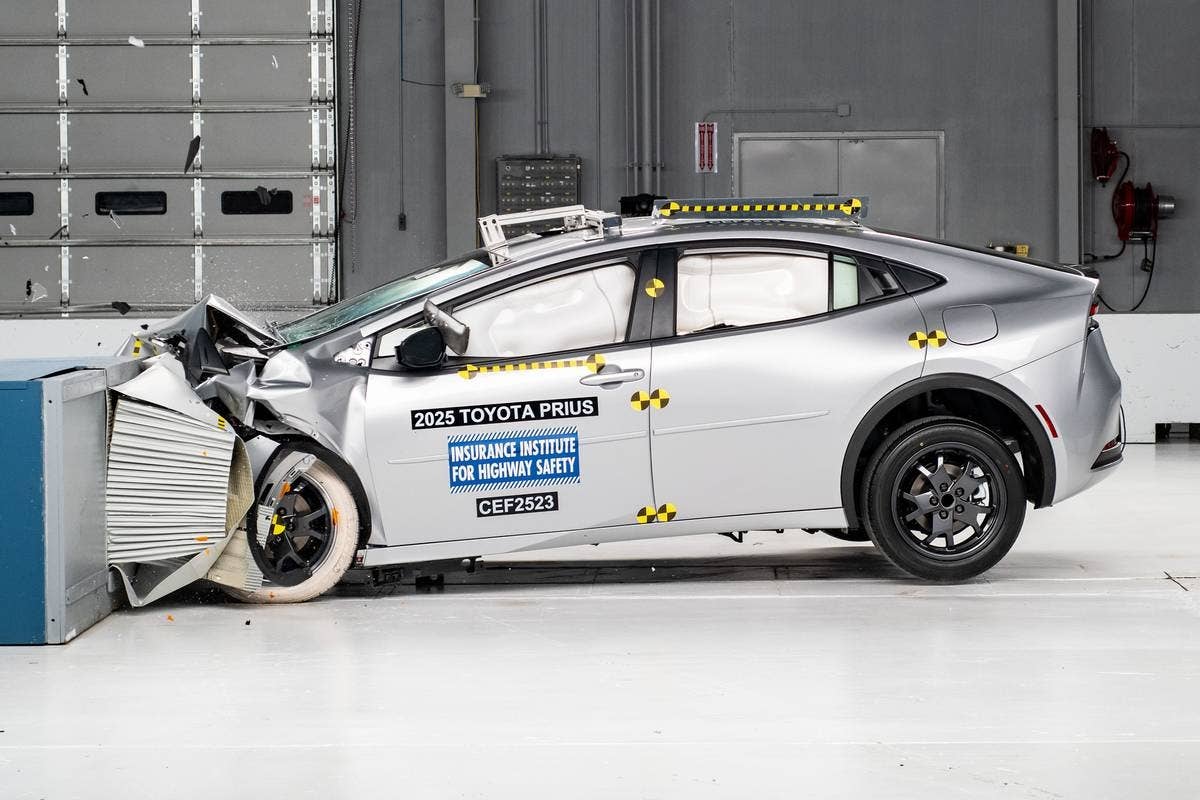 Crash Safety Tests Reveal Strengths and Flaws in Top Electric Vehicles ...
