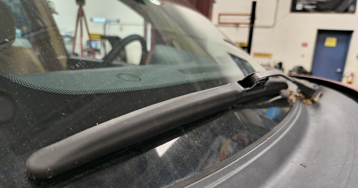 How to Replace Windshield Wipers: Step-by-Step Guide - AxleAddict