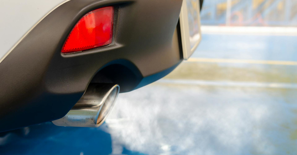 P0158 Code Meaning: High Voltage on Bank 2 O2 Sensor - AxleAddict