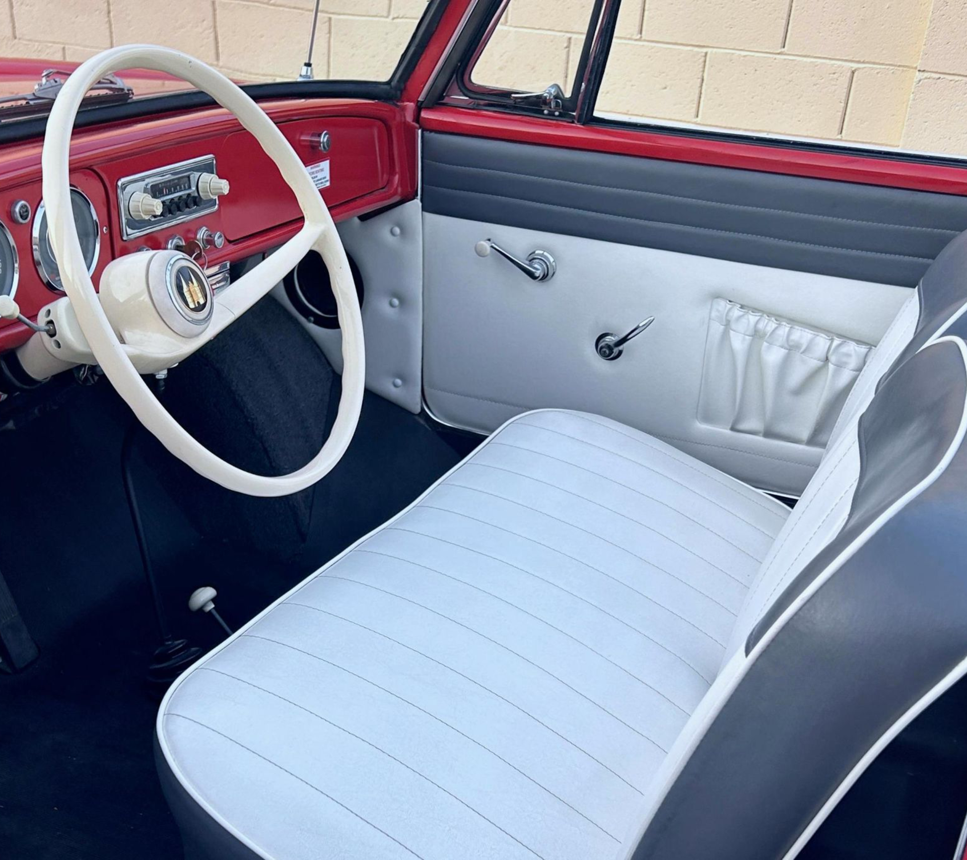 1966 Amphicar Model 770 Is A 43-HP RWD Car That Doubles As A Boat ...