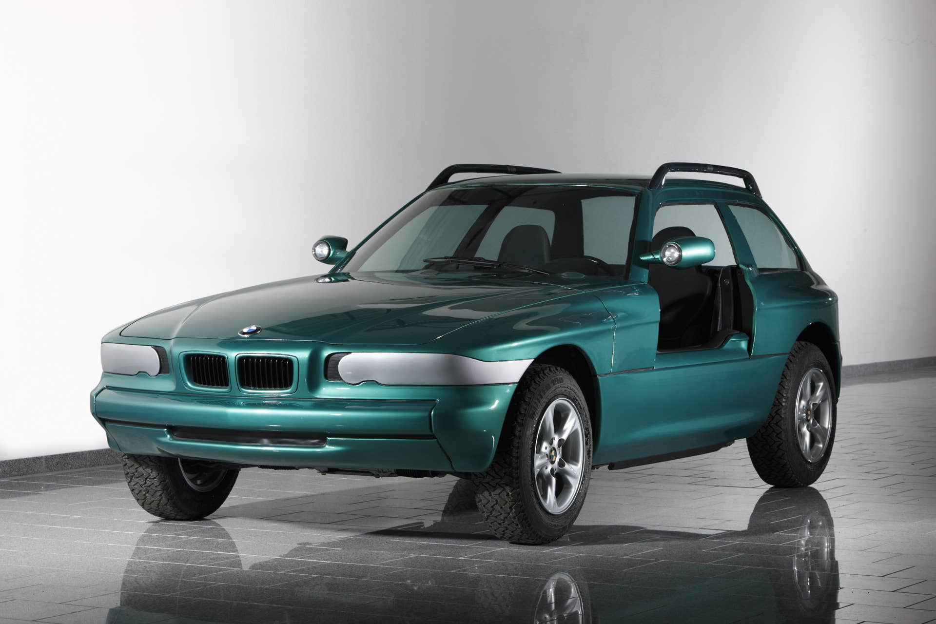 Meet The Doorless BMW Z1 That Revived The Brand's Roadster Series ...