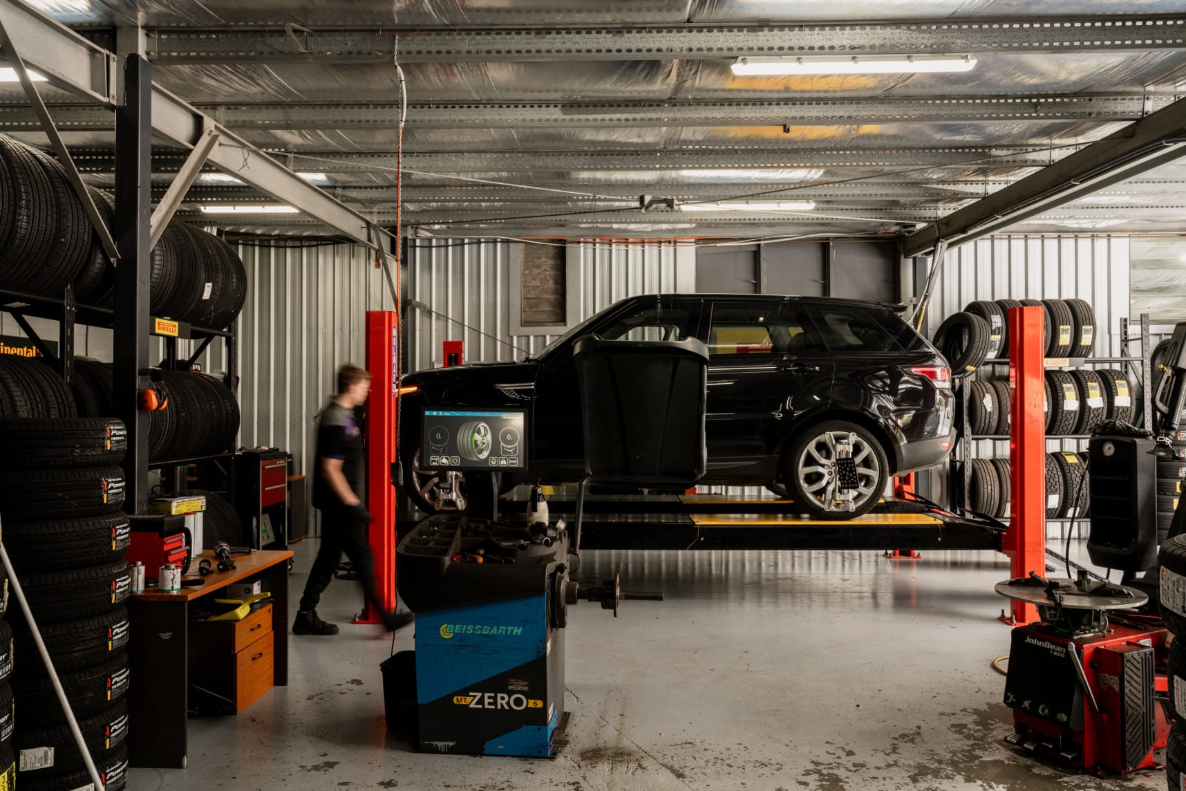 Range Rover Maintenance Cost: Service, Repairs, and Ownership Expenses ...