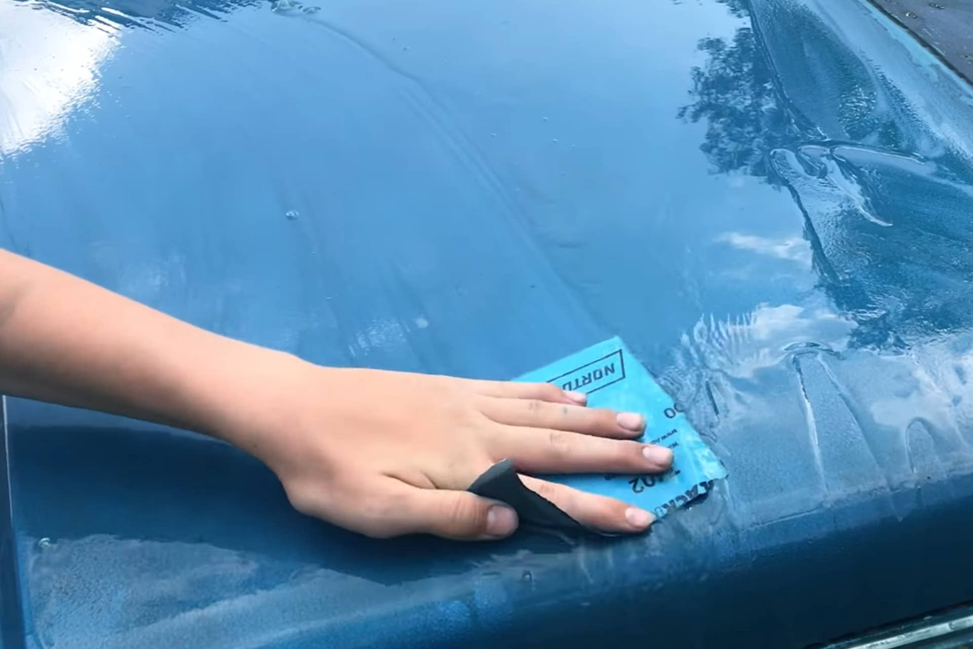How to Get Oxidation off Car Paint and Restore Sun-Faded Colors ...