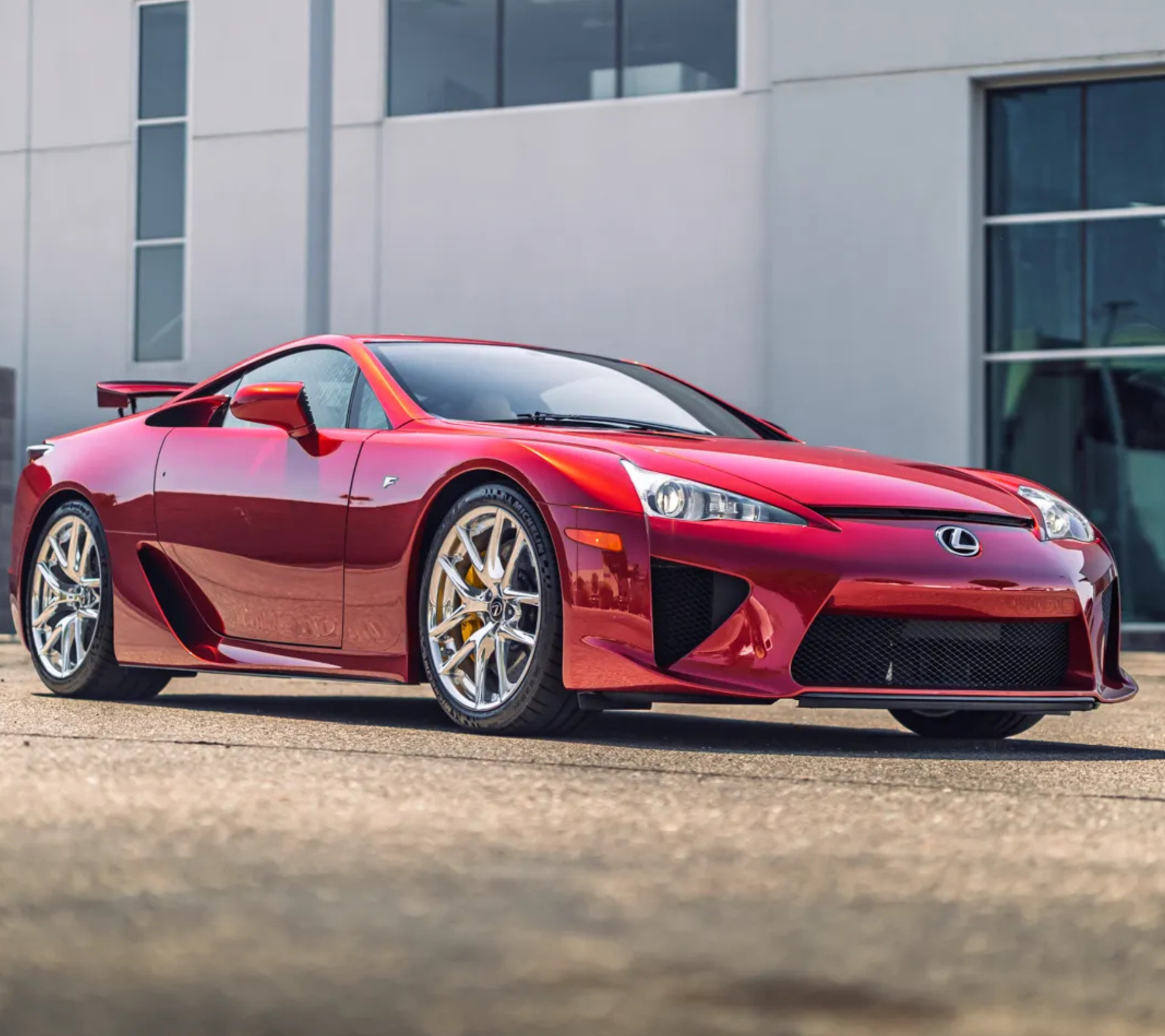 2012 Lexus LFA #199 Crosses the Auction Block - AxleAddict