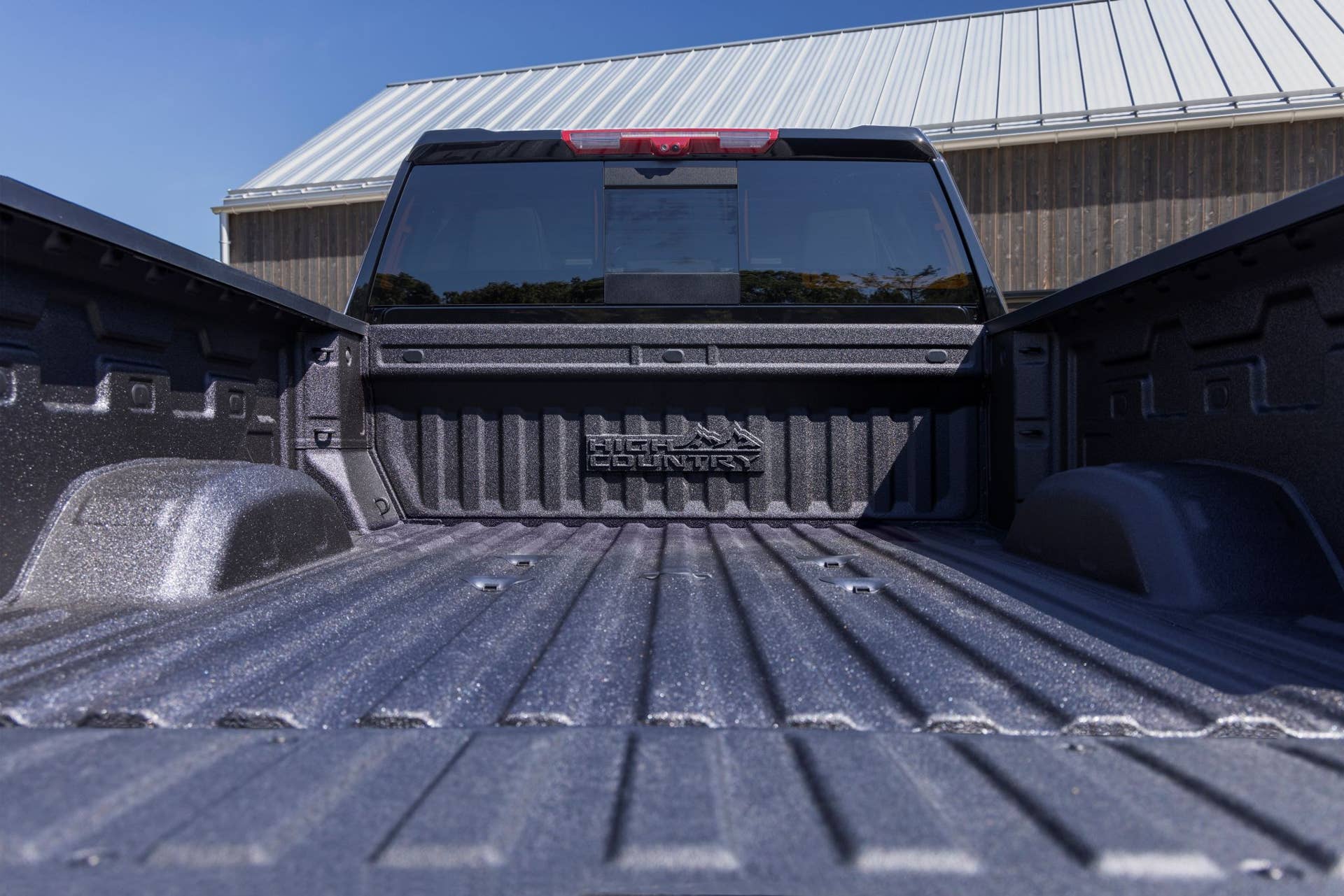 How to Measure a Truck Bed for Covers and Accessories - AxleAddict