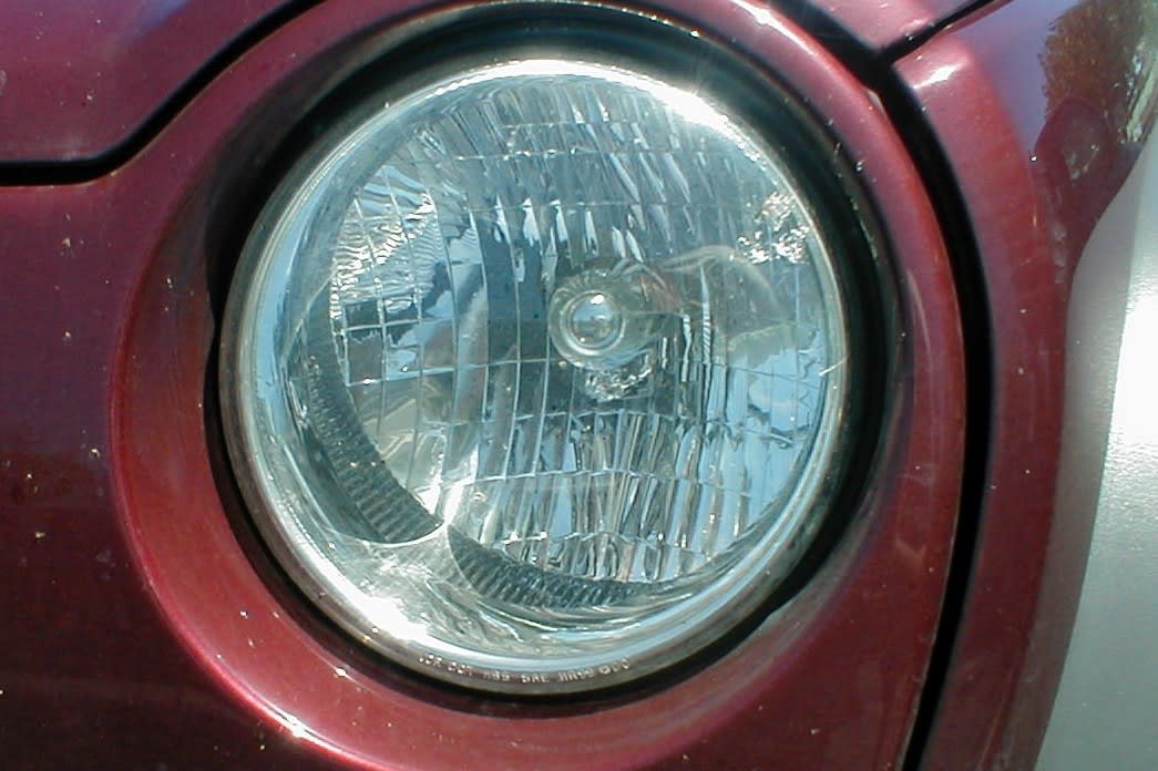 Car Lights’ Names with Pictures: Types and How They Work - AxleAddict