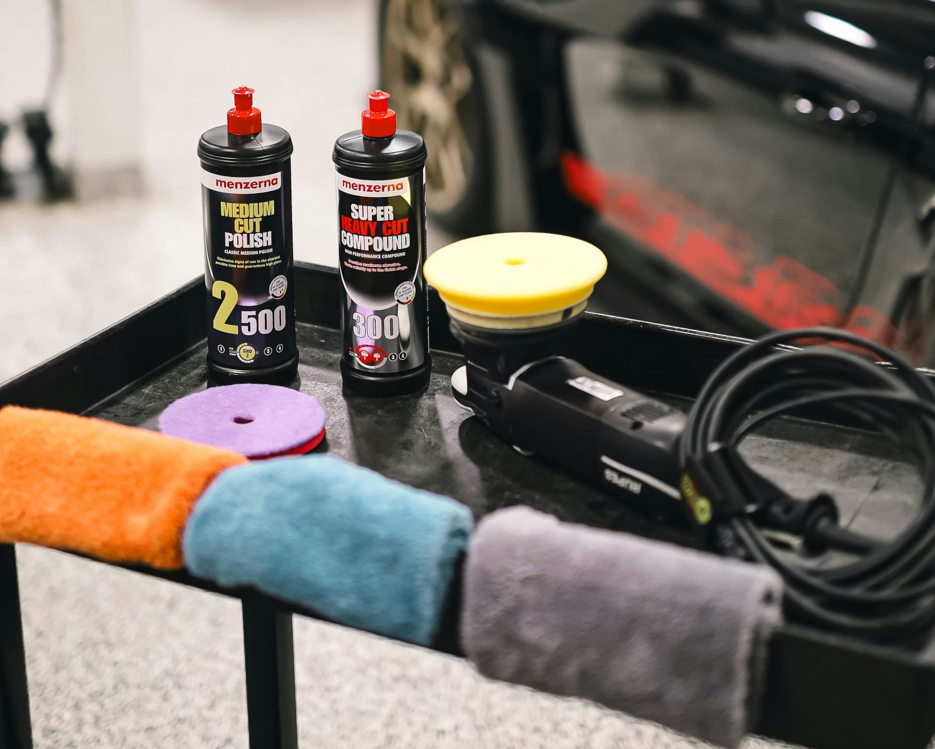 Best Way to Wax a Car: Steps for Shine and Protection - AxleAddict