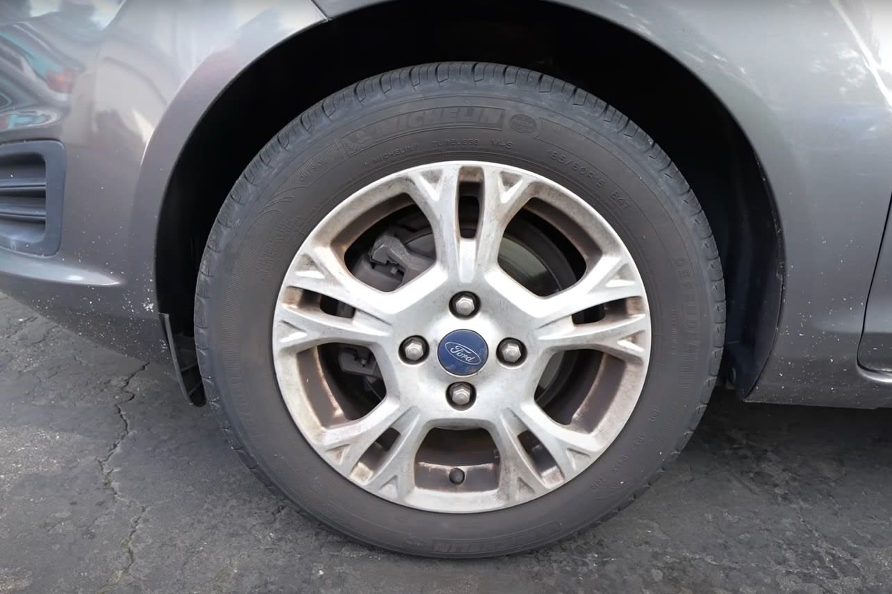 Clean Brake Dust Off Rims Fast and Safely - AxleAddict