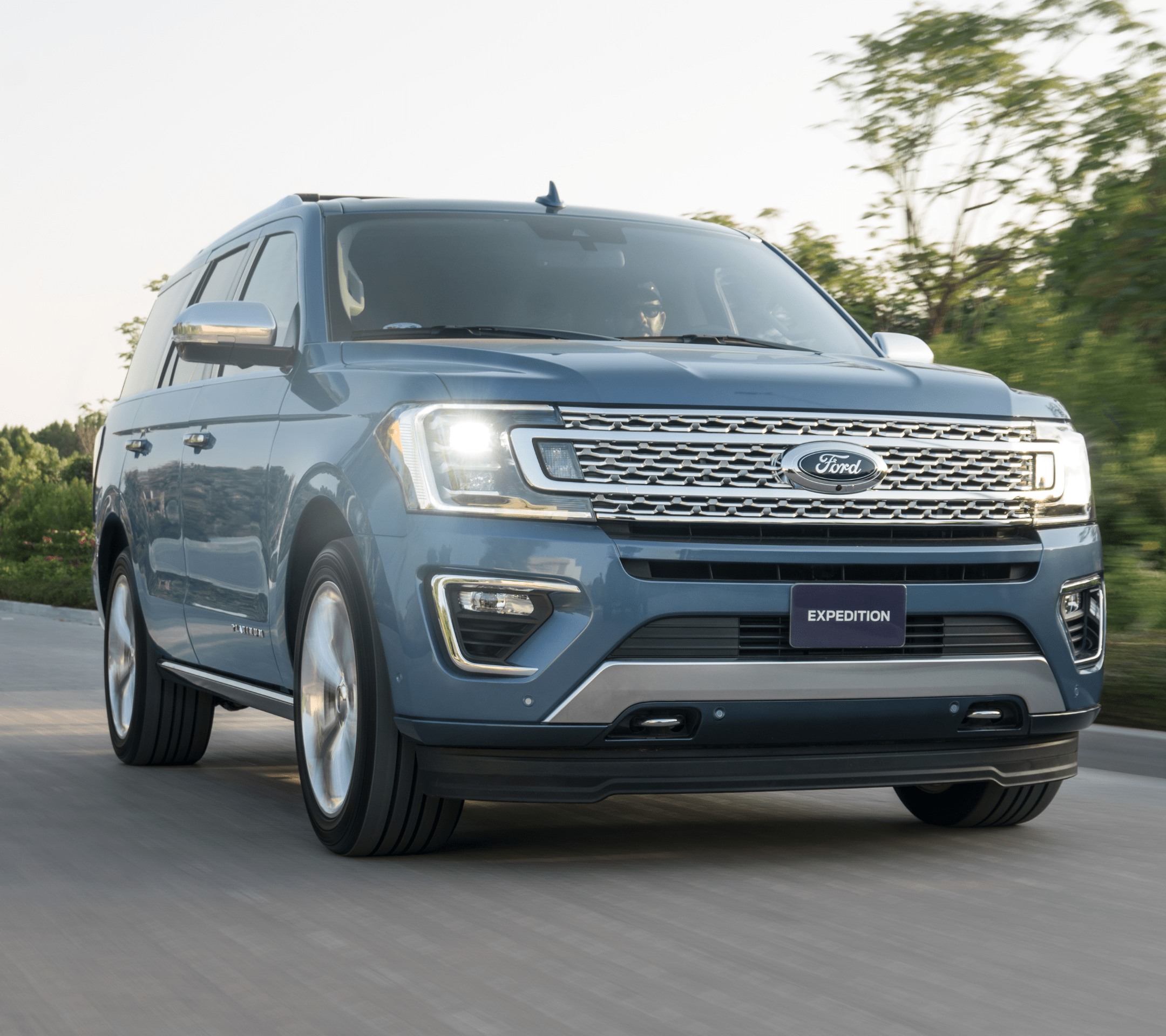 Ford Expands Recall of Expedition and Lincoln Navigator SUVs Over Fire ...