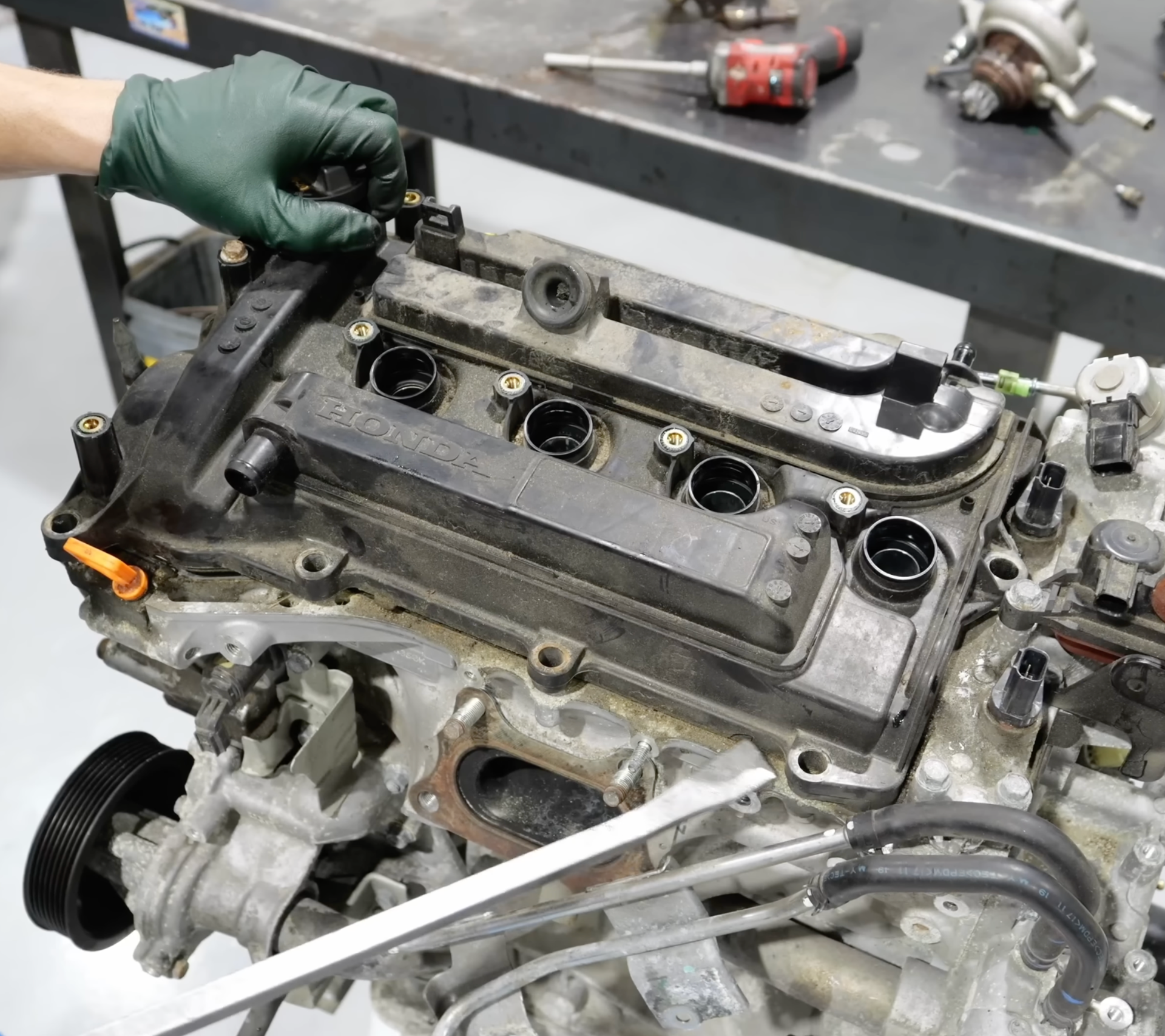 Skipping Oil Changes? This Honda CR-V Teardown Is Your Warning - AxleAddict