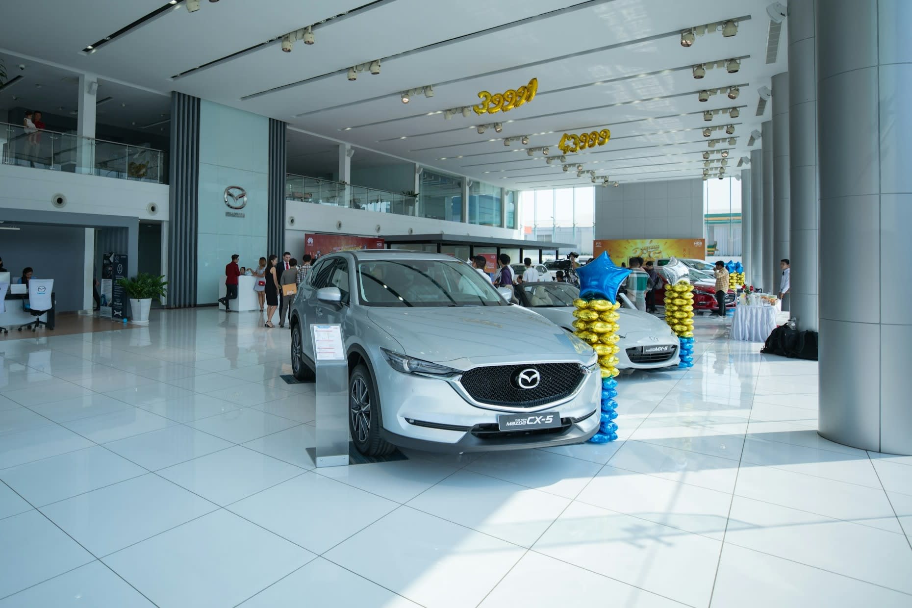 How to Buy a Car with Bad Credit in 2025 | Get Approved Fast - AxleAddict